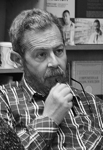 Александр Дубинский