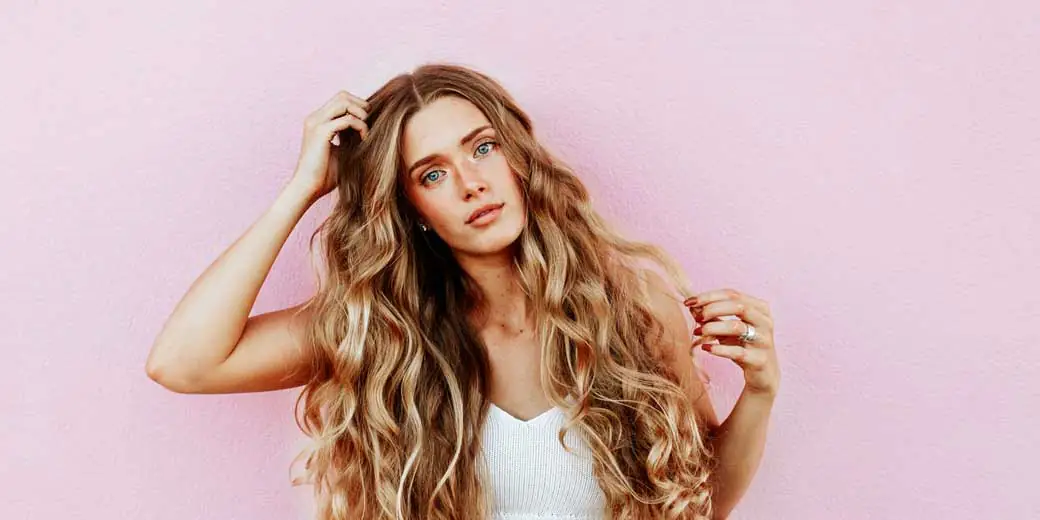 Как сделать идеальные пляжные локоны в стиле «ангелов» Victoria’s ...